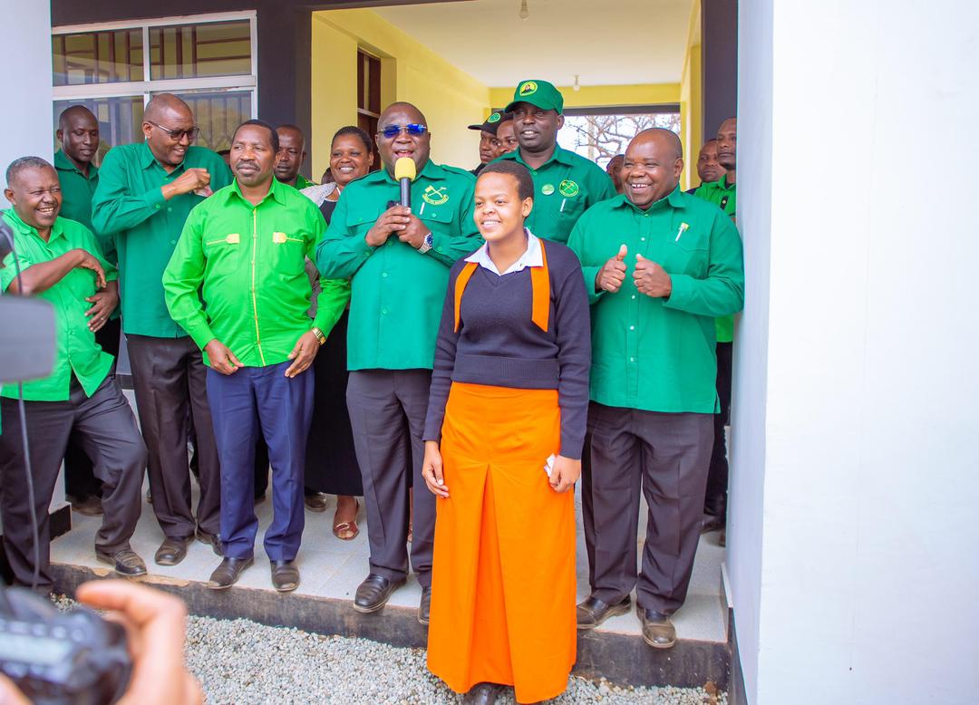 Makalla aitaka Halmashauri Longido kutenga fedha, ujenzi wa uzio Samia ...